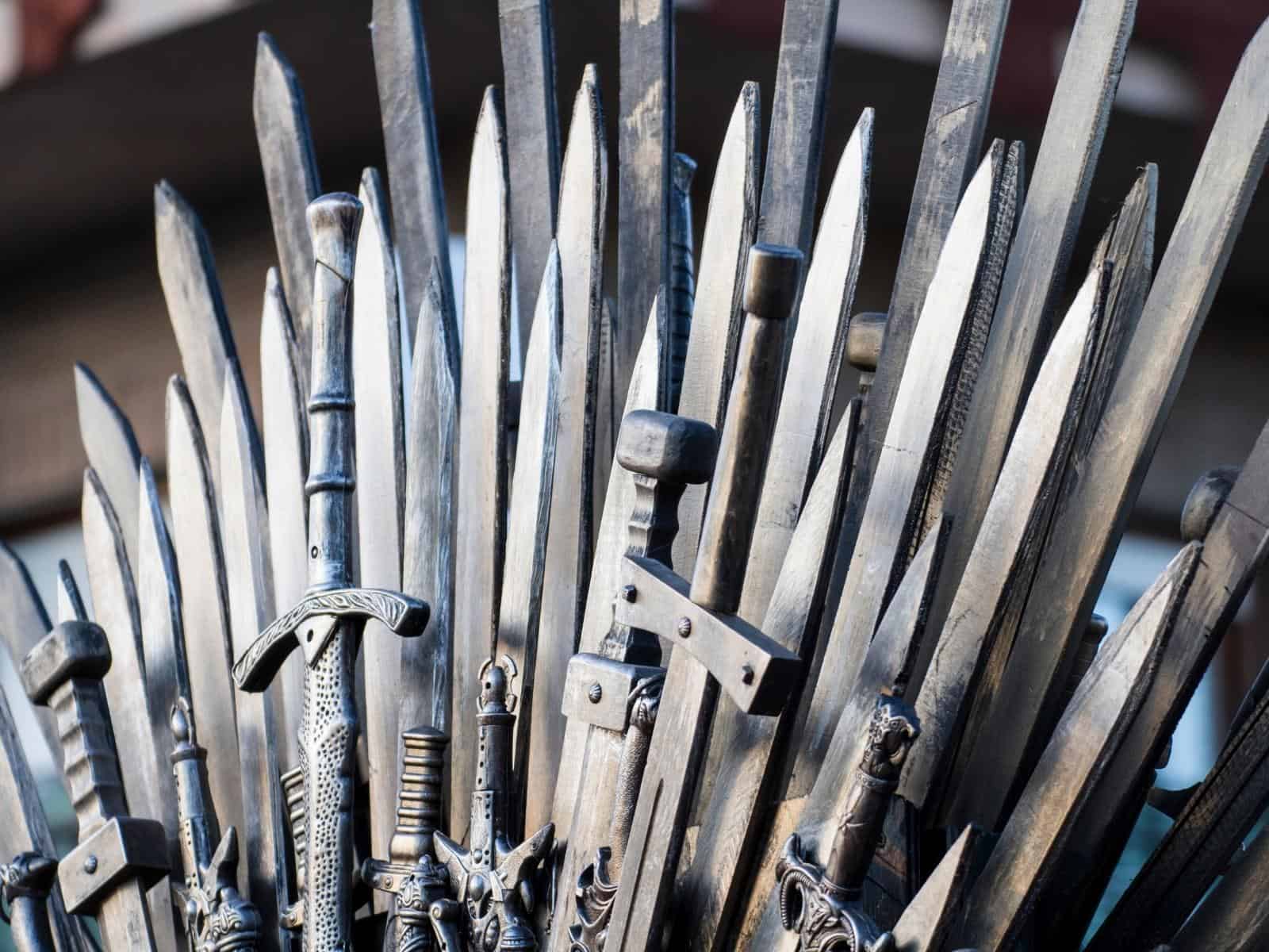 17 Game of Thrones Gifts for Those Who Know Nothing in 2025